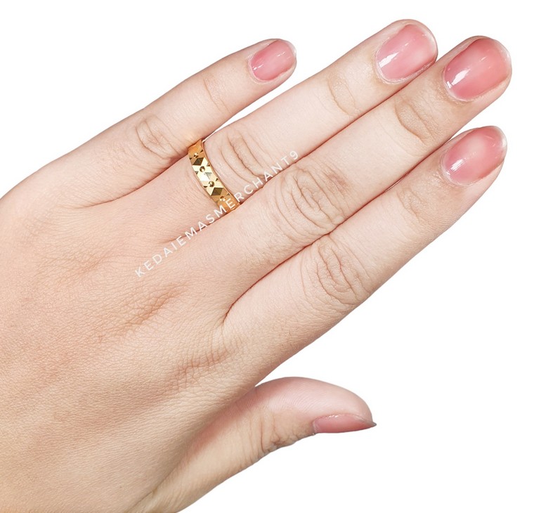 Cincin Emas Italian Geometric