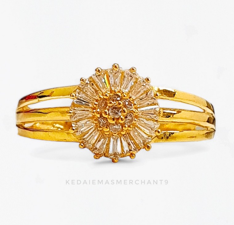 Cincin Emas Sunflower Permata 3 Layer