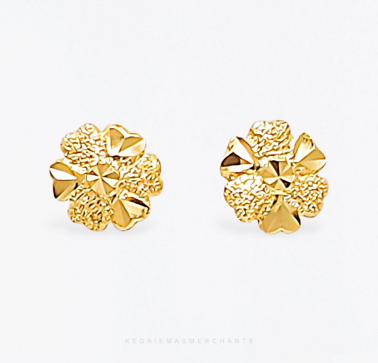 Subang Skrew Bunga Love Pasir